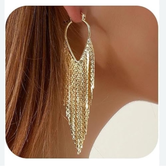 Piper K | Jewelry | Nwt Piper K Gorgeous Golden Tone Fringe Drop ...
